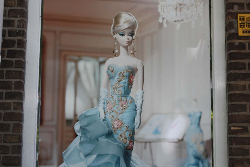 Visiting the PM Collectibles Shop in Netherlands - Fashiondollz.info